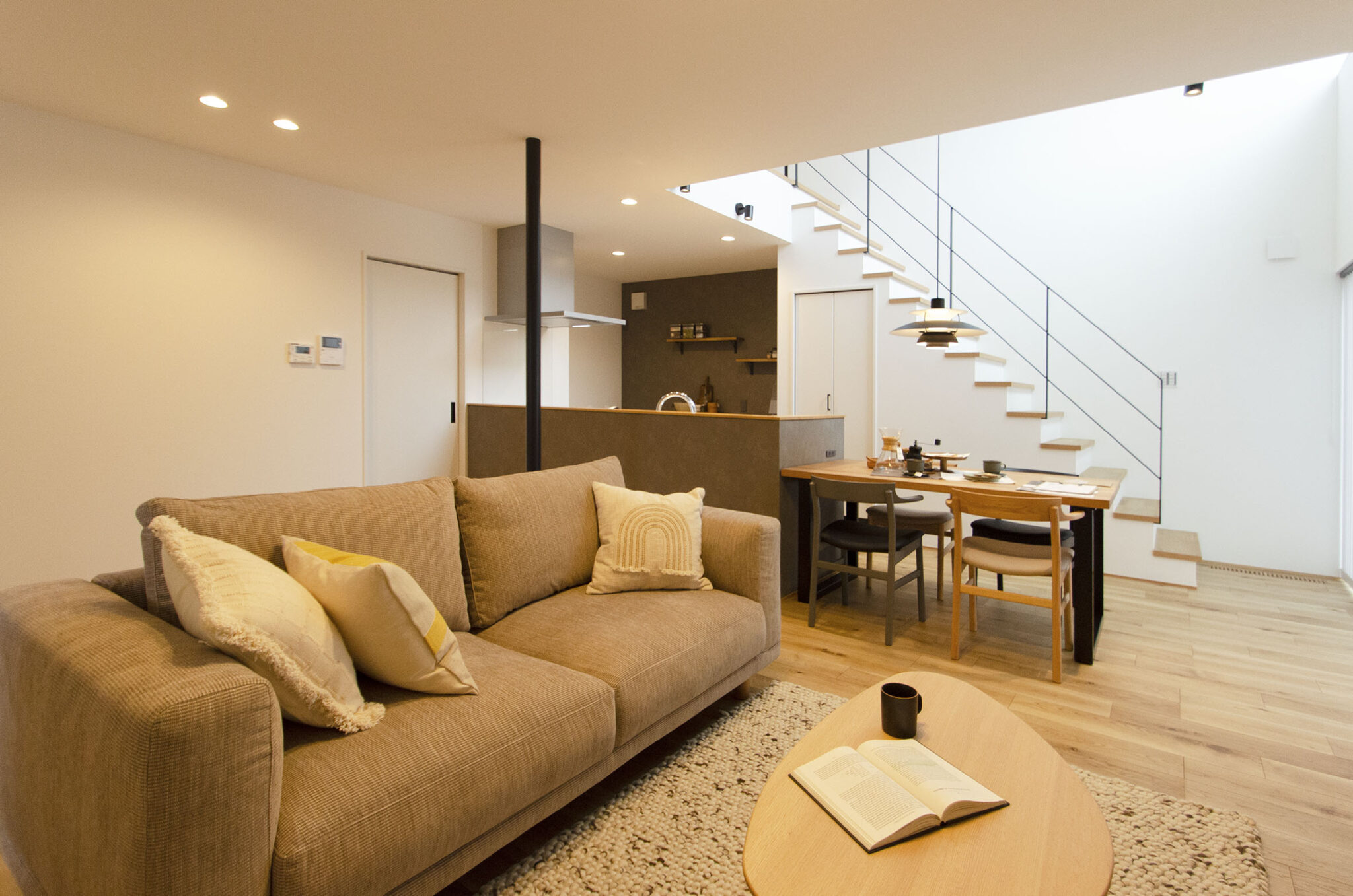 2階建てプラン｜ACTUS LABO｜家具も一緒に考えるセミオーダー型の新しい家づくり